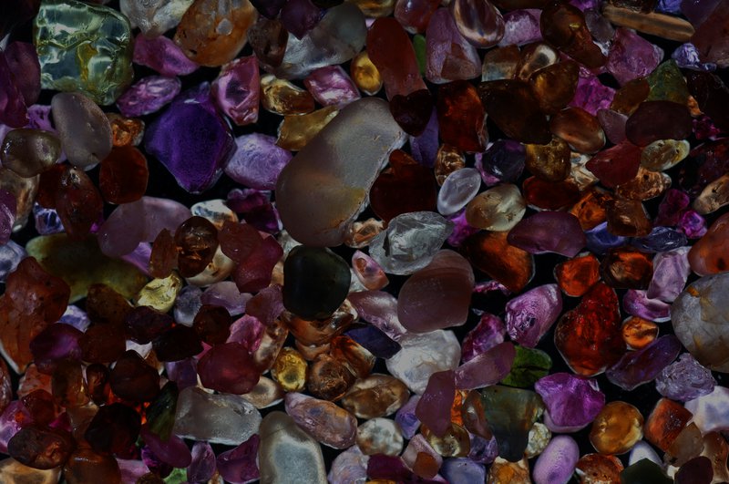 Gemstones - The Australian Museum