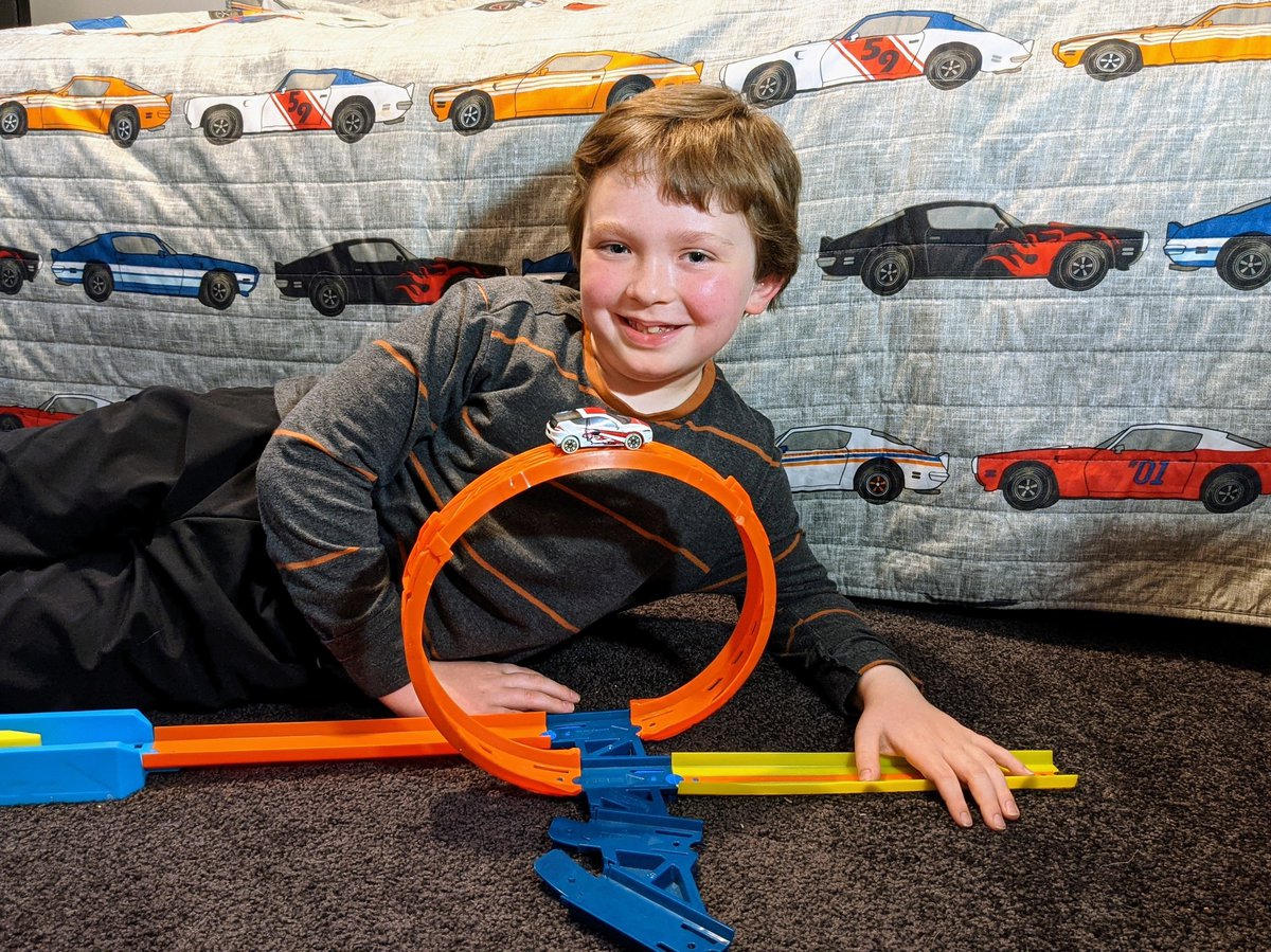 Meet the junior scientist with a passion for physics