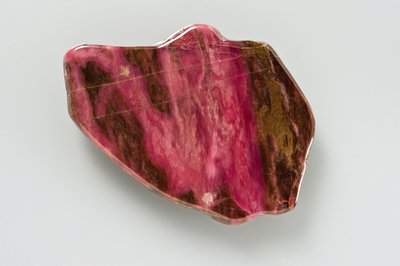 Rhodonite - The Australian Museum