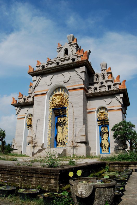 Balinese Expressions: I Nyoman Gunarsa – a mini portrait. - The ...